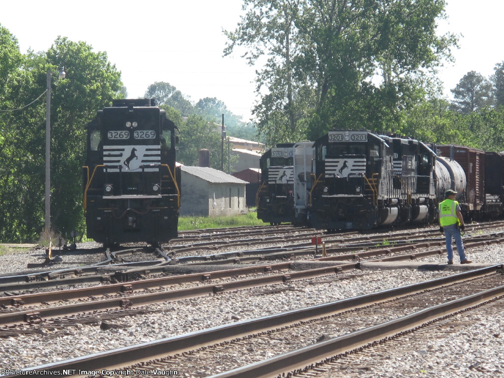 NS 3269 & NS 3383 & NS 3201